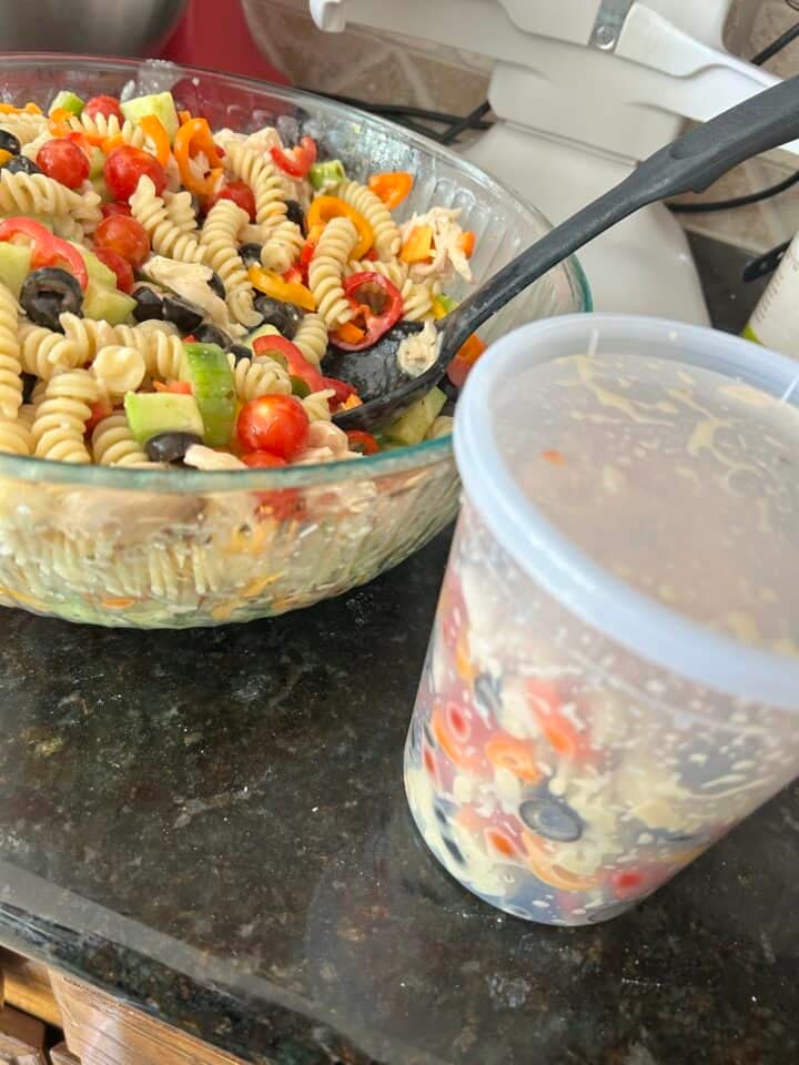 Easy Pasta Salad Recipe {Simple & Filling} - Joyful Momma's Kitchen